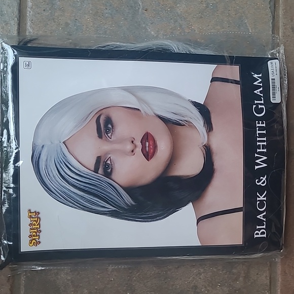 Spirit | Other | New In Packaging Spirit Halloween Black White Glam Wig ...